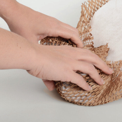 Geami WrapPak Die Cut Kraft Paper in Dispenser 93557 - Hunt Office UK