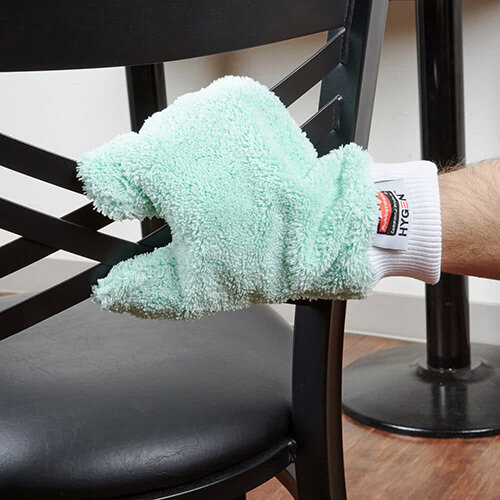 Rubbermaid Microfibre Dusting Mitt With Thumb Green - Hunt Office UK