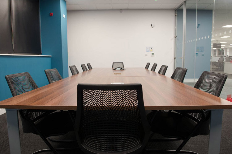 Amazon Project Phase 2 Boardroom & Meeting Room Fitout By Huntoffice ...