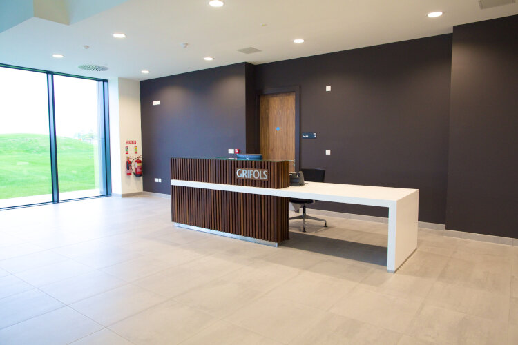Custom Made Reception Desks - Hunt Office UK