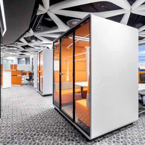 Hush Meet Acoustic Meeting Booth - Hunt Office UK