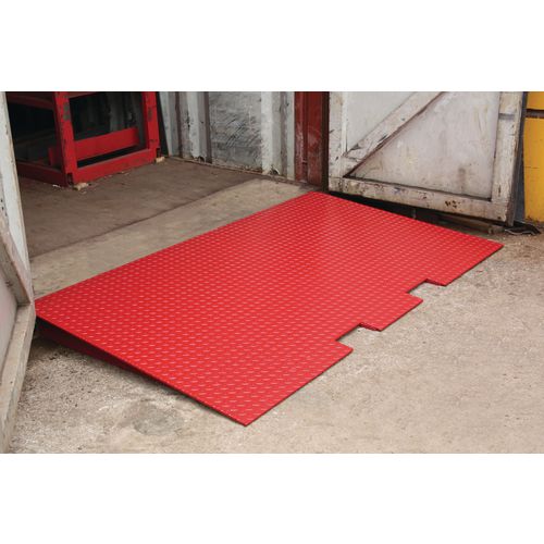 Ground Level Container Access Ramp 10,000Kg Ramp - Hunt Office UK