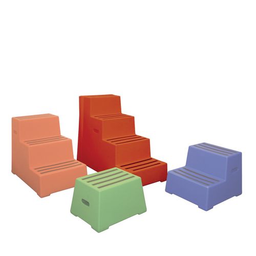 Plastic Safety Steps Four Step Red - Hunt Office UK